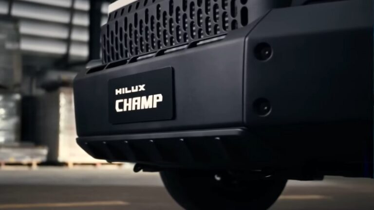 How to Buy Toyota Hilux Champ in USA - William Kwamba